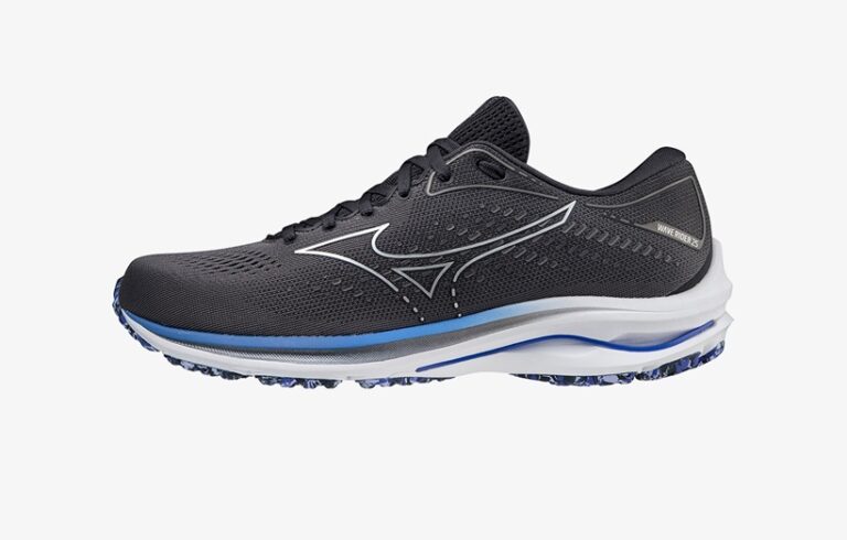 10 Rekomendasi Sepatu Running